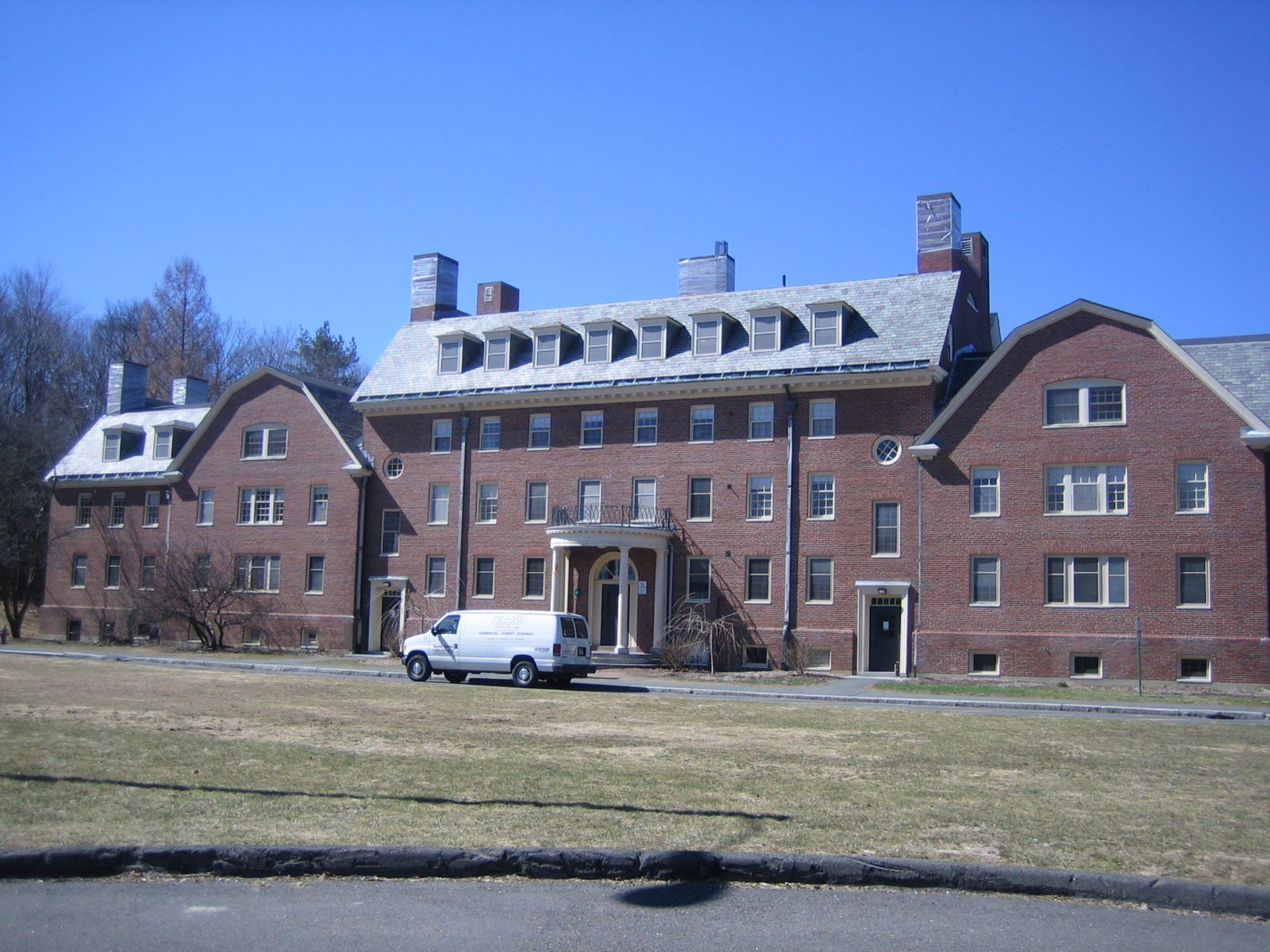 UMASS Amherst Building Systems Upgrades & Renovations - DHK Architects